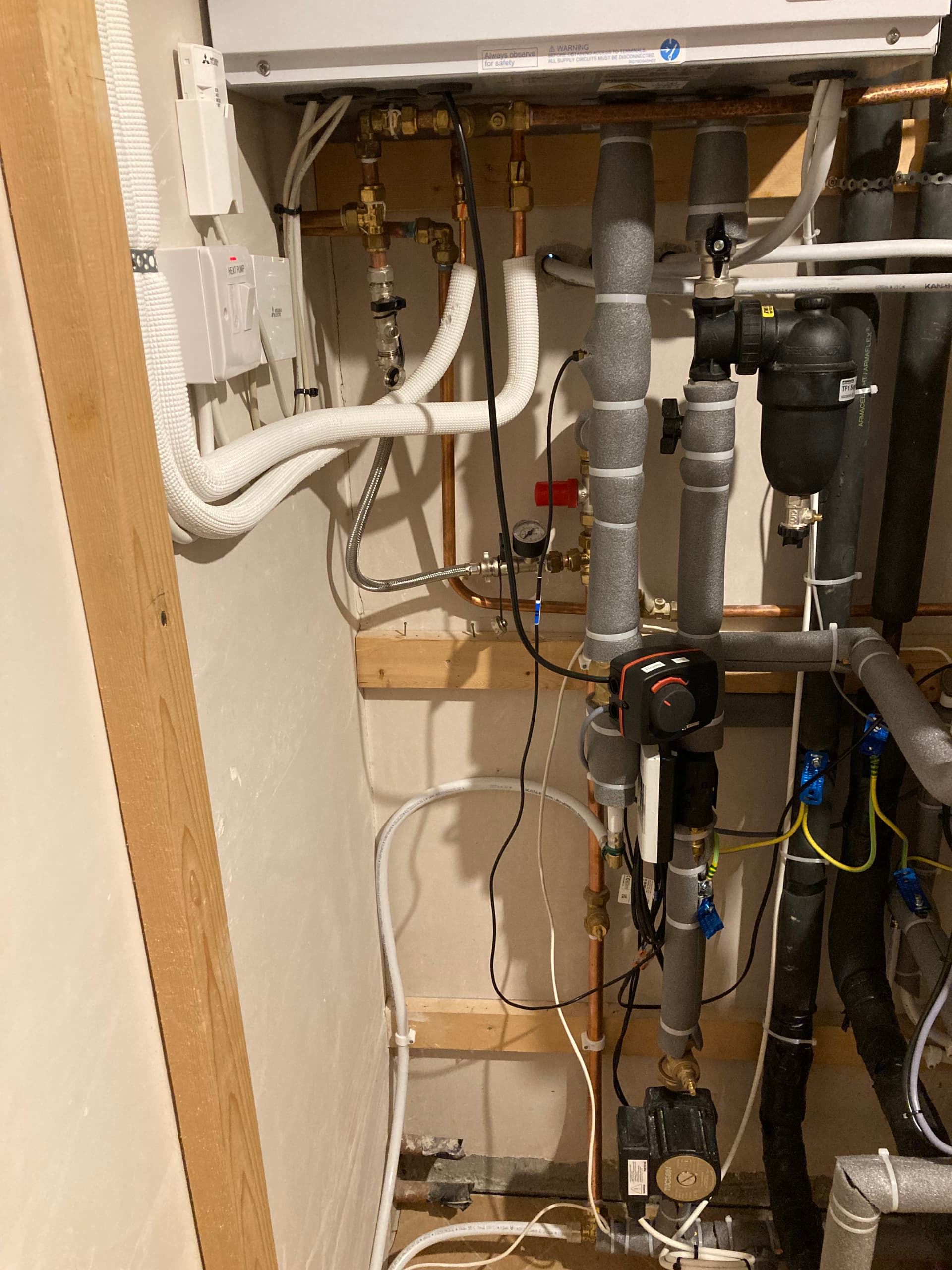 Kamstrup Multical 403 Erratic flow readings only during DHW heating ...